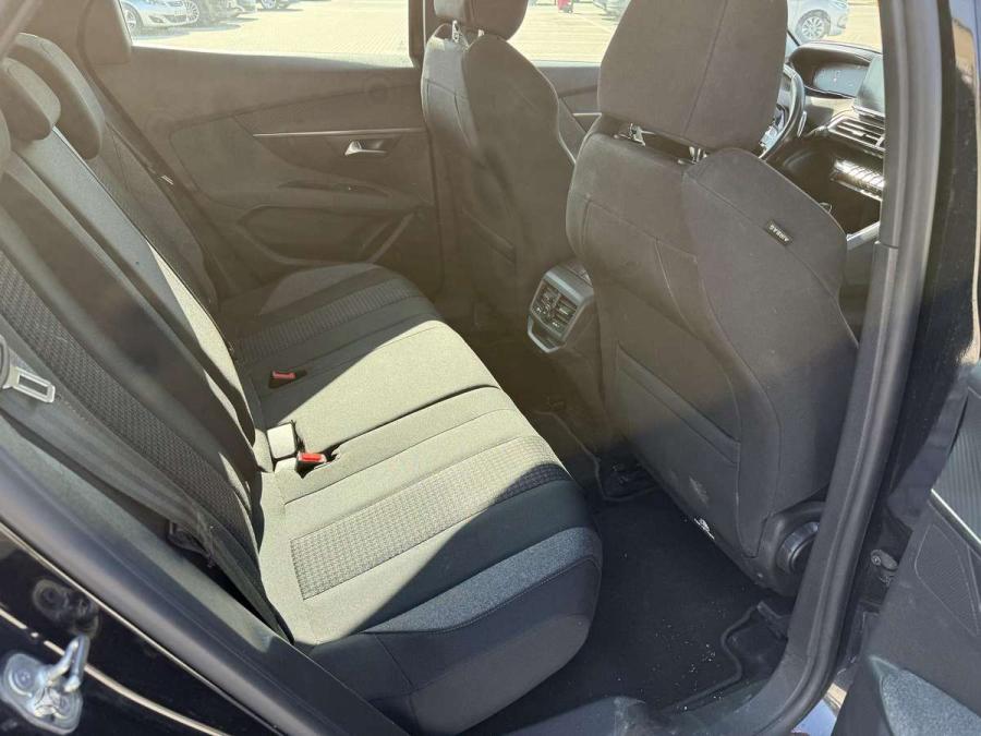 Black Peugeot 3008 2022 in Taurage, with an engine capacity of 1.20 L and mileage of 96 thousand km for 13068 €, photo 13 on AUTOMOTO.COM.LV