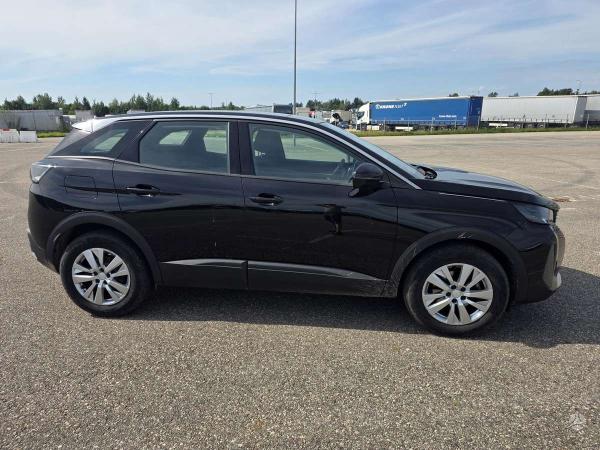 Black Peugeot 3008 2022 in Vilnius, with an engine capacity of 1.20 L and mileage of 141 thousand km for 13200 €, photo 3 on AUTOMOTO.COM.LV