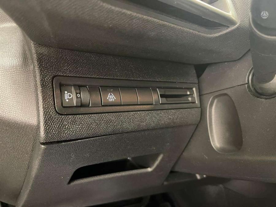 Black Peugeot 3008 2022 in Marijampole, with an engine capacity of 1.20 L and mileage of 162 thousand km for 13740 €, photo 12 on AUTOMOTO.COM.LV
