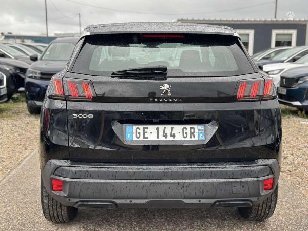 Black Peugeot 3008 2022 in Vilnius, with an engine capacity of 1.50 L and mileage of 174 thousand km for 13309 €, photo 6 on AUTOMOTO.COM.LV
