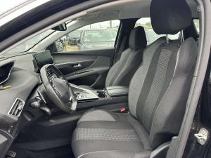 Black Peugeot 3008 2022 in Vilnius, with an engine capacity of 1.50 L and mileage of 174 thousand km for 13309 €, photo 11 on AUTOMOTO.COM.LV