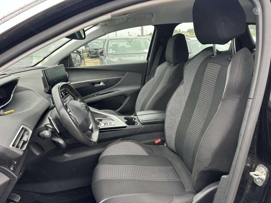 Black Peugeot 3008 2022 in Vilnius, with an engine capacity of 1.50 L and mileage of 174 thousand km for 13309 €, photo 11 on AUTOMOTO.COM.LV
