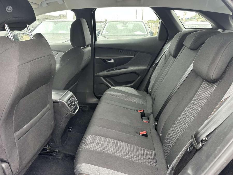 Black Peugeot 3008 2022 in Vilnius, with an engine capacity of 1.50 L and mileage of 174 thousand km for 13309 €, photo 12 on AUTOMOTO.COM.LV