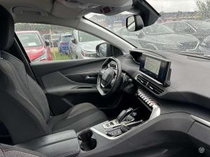 Black Peugeot 3008 2022 in Vilnius, with an engine capacity of 1.50 L and mileage of 174 thousand km for 13309 €, photo 20 on AUTOMOTO.COM.LV