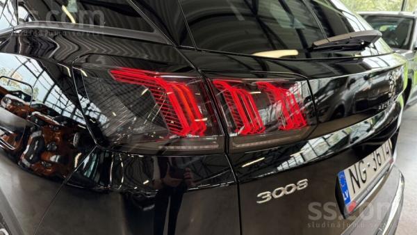 Black Peugeot 3008 2022 in Riga, with an engine capacity of 1.60 L and mileage of 39 thousand km for 19900 €, photo 11 on AUTOMOTO.COM.LV