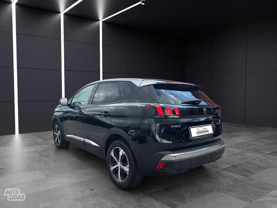 Melns Peugeot 3008 2023 Kauņa, ar dzinēja tilpumu 1.50 L un nobraukumu 87 tūkst. km par 26925 €, foto 4 vietnē AUTOMOTO.COM.LV
