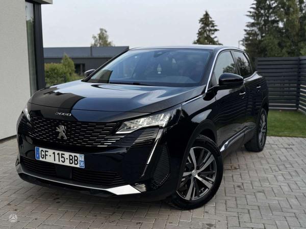 Black Peugeot 3008 2023 in Kaunas, with an engine capacity of 1.50 L and mileage of 160 thousand km for 16750 €, photo 3 on AUTOMOTO.COM.LV