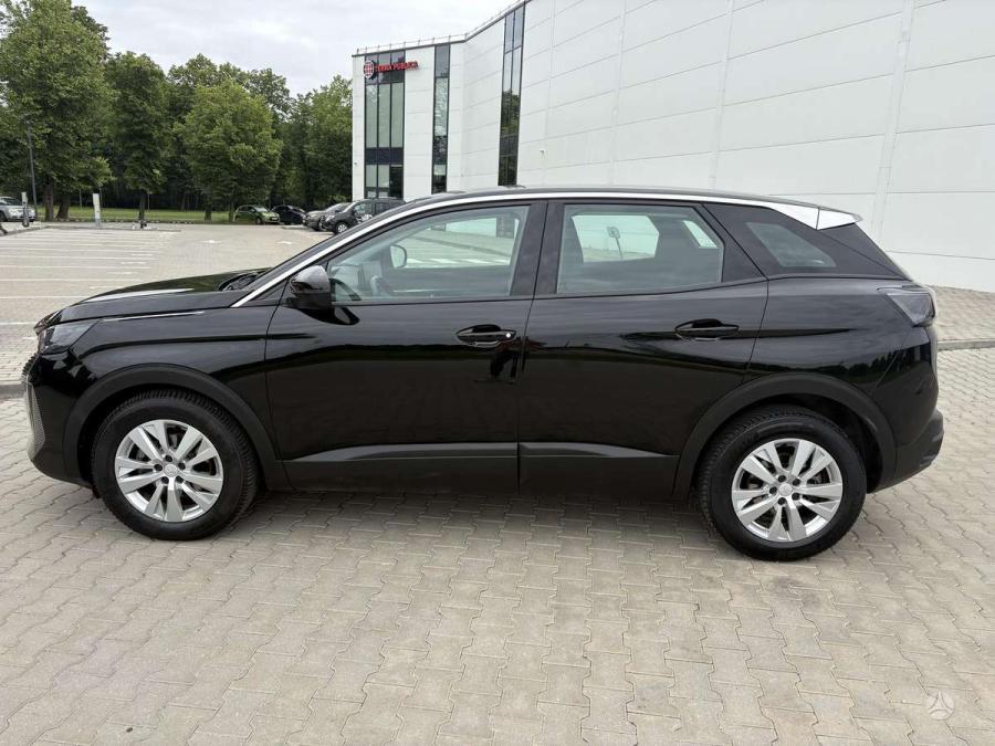 Melns Peugeot 3008 2023 Kauņa, ar dzinēja tilpumu 1.50 L un nobraukumu 178 tūkst. km par 14800 €, foto 3 vietnē AUTOMOTO.COM.LV
