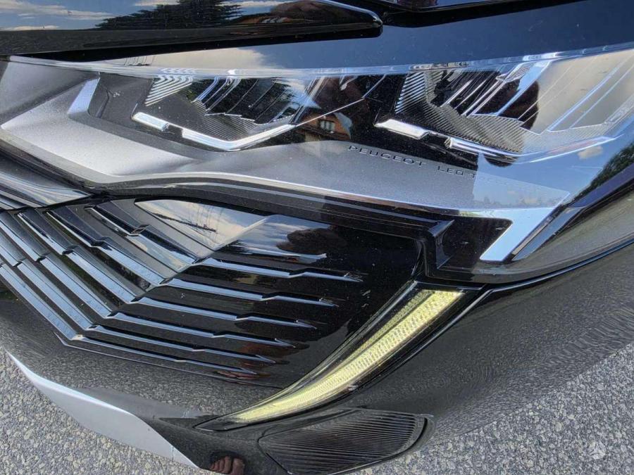 Black Peugeot 3008 2023 in Panevezys, with an engine capacity of 1.50 L and mileage of 240 thousand km for 13500 €, photo 8 on AUTOMOTO.COM.LV