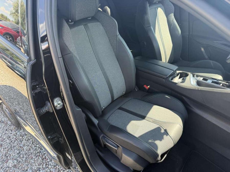 Melns Peugeot 3008 2023 Marijampole, ar dzinēja tilpumu 1.20 L un nobraukumu 133 tūkst. km par 17176 €, foto 20 vietnē AUTOMOTO.COM.LV