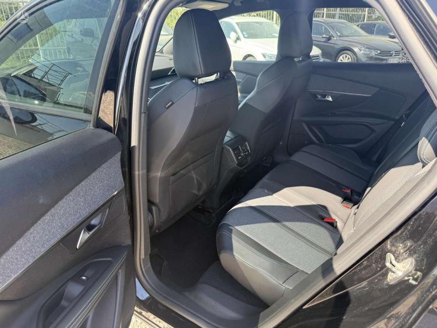 Melns Peugeot 3008 2023 Marijampole, ar dzinēja tilpumu 1.20 L un nobraukumu 133 tūkst. km par 17176 €, foto 25 vietnē AUTOMOTO.COM.LV