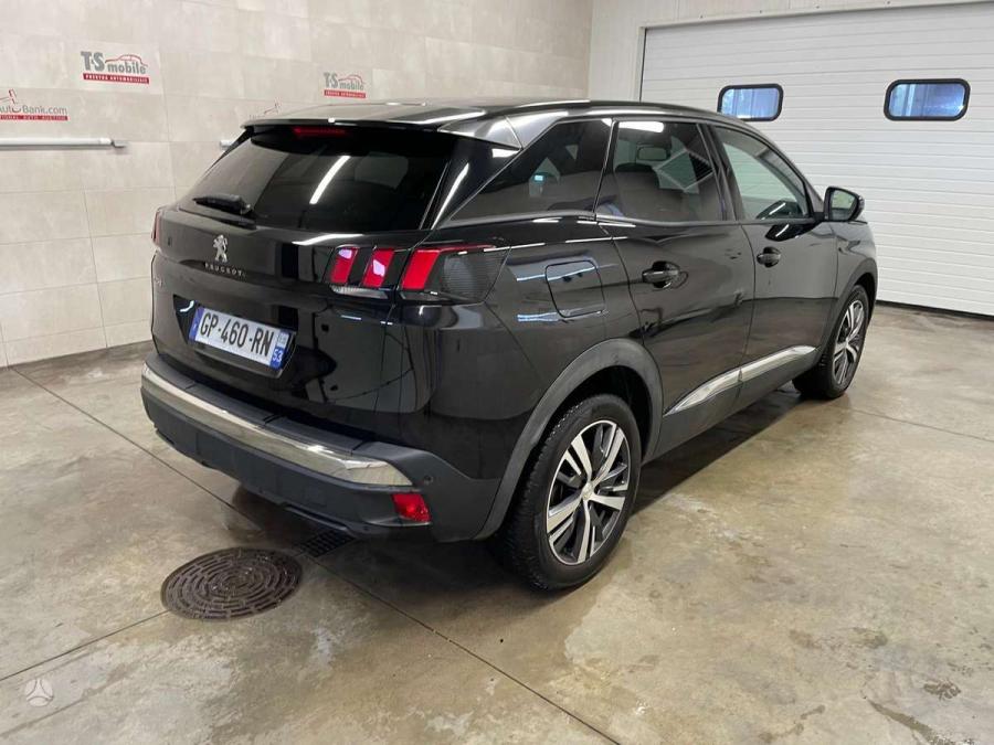 Melns Peugeot 3008 2023 Marijampole, ar dzinēja tilpumu 1.20 L un nobraukumu 126 tūkst. km par 15718 €, foto 7 vietnē AUTOMOTO.COM.LV