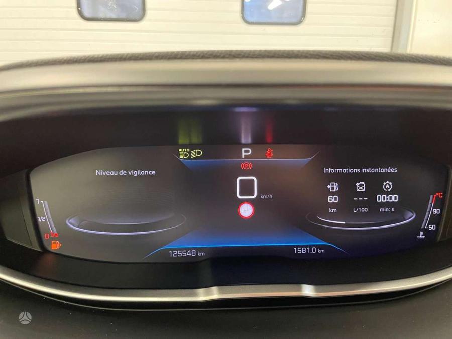 Melns Peugeot 3008 2023 Marijampole, ar dzinēja tilpumu 1.20 L un nobraukumu 126 tūkst. km par 15718 €, foto 17 vietnē AUTOMOTO.COM.LV