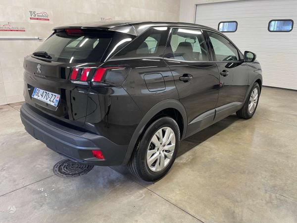 Black Peugeot 3008 2023 in Marijampole, with an engine capacity of 1.20 L and mileage of 126 thousand km for 13915 €, photo 4 on AUTOMOTO.COM.LV