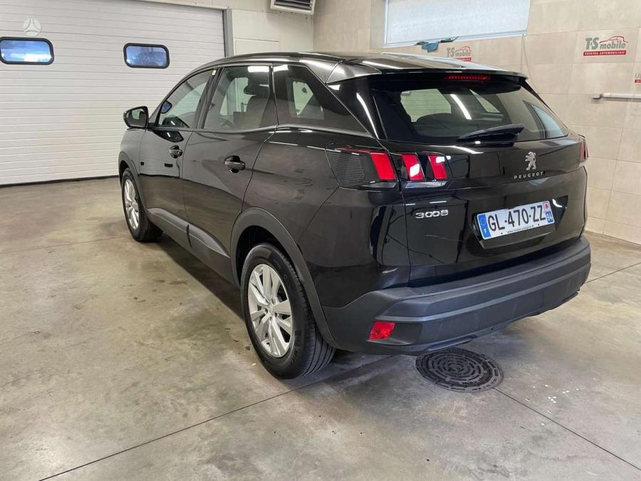 Melns Peugeot 3008 2023 Marijampole, ar dzinēja tilpumu 1.20 L un nobraukumu 126 tūkst. km par 13915 €, foto 7 vietnē AUTOMOTO.COM.LV