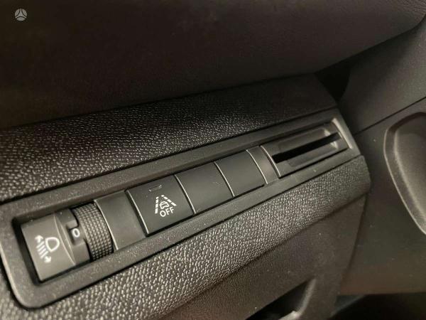 Black Peugeot 3008 2023 in Marijampole, with an engine capacity of 1.20 L and mileage of 126 thousand km for 13915 €, photo 9 on AUTOMOTO.COM.LV