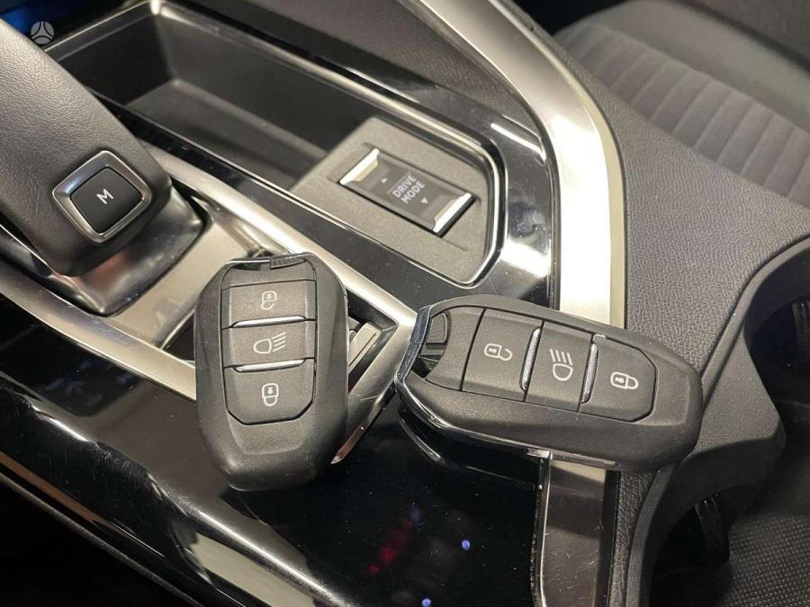 Melns Peugeot 3008 2023 Marijampole, ar dzinēja tilpumu 1.20 L un nobraukumu 126 tūkst. km par 13915 €, foto 13 vietnē AUTOMOTO.COM.LV