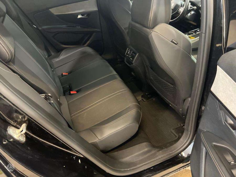 Black Peugeot 3008 2023 in Vilnius, with an engine capacity of 1.20 L and mileage of 103 thousand km for 16335 €, photo 13 on AUTOMOTO.COM.LV