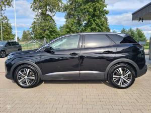 Black Peugeot 3008 2023 in Siauliai, with an engine capacity of 1.60 L and mileage of 114 thousand km for 18900 €, photo 5 on AUTOMOTO.COM.LV