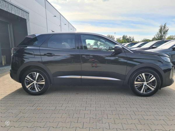 Black Peugeot 3008 2023 in Siauliai, with an engine capacity of 1.60 L and mileage of 114 thousand km for 18900 €, photo 6 on AUTOMOTO.COM.LV