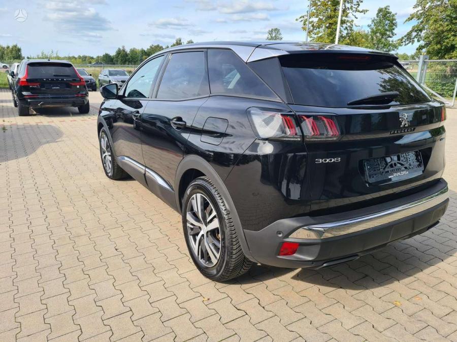Black Peugeot 3008 2023 in Siauliai, with an engine capacity of 1.60 L and mileage of 114 thousand km for 18900 €, photo 7 on AUTOMOTO.COM.LV
