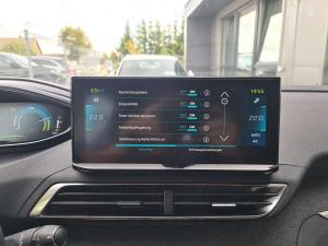 Black Peugeot 3008 2023 in Siauliai, with an engine capacity of 1.60 L and mileage of 114 thousand km for 18900 €, photo 14 on AUTOMOTO.COM.LV
