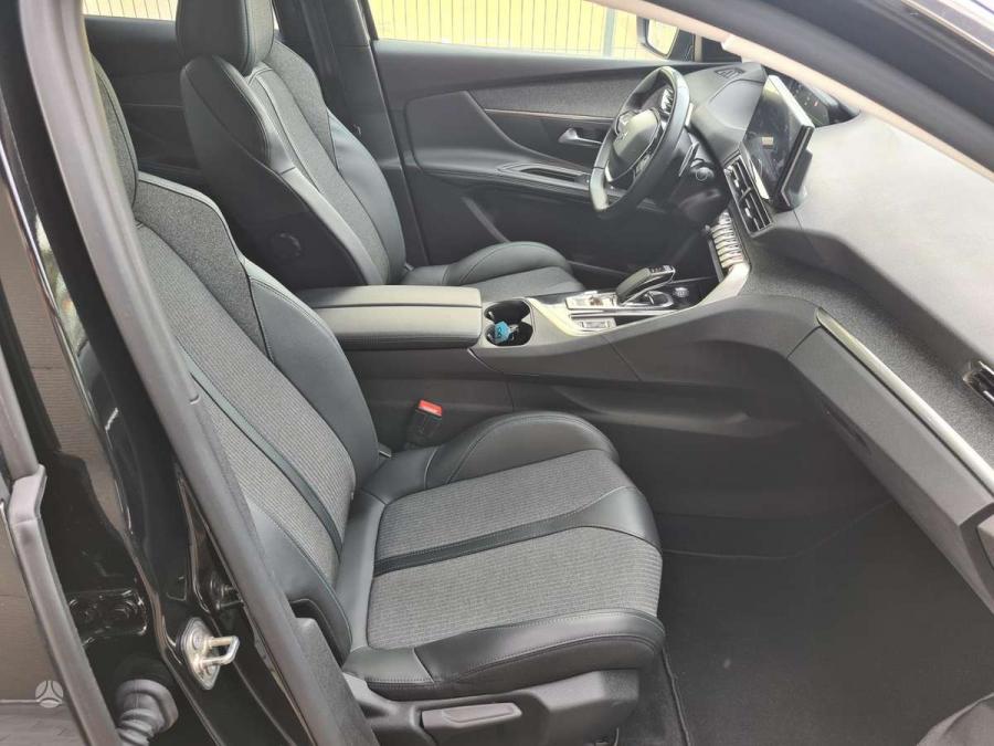 Black Peugeot 3008 2023 in Siauliai, with an engine capacity of 1.60 L and mileage of 114 thousand km for 18900 €, photo 21 on AUTOMOTO.COM.LV