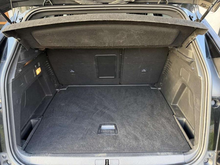 Black Peugeot 3008 2023 in Siauliai, with an engine capacity of 0.00 L and mileage of 136 thousand km for 17880 €, photo 25 on AUTOMOTO.COM.LV
