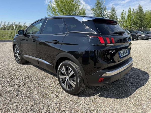 Melns Peugeot 3008 2023 Marijampole, ar dzinēja tilpumu 1.20 L un nobraukumu 153 tūkst. km par 16329 €, foto 6 vietnē AUTOMOTO.COM.LV