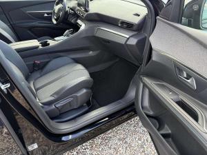 Black Peugeot 3008 2023 in Marijampole, with an engine capacity of 1.20 L and mileage of 153 thousand km for 16329 €, photo 34 on AUTOMOTO.COM.LV