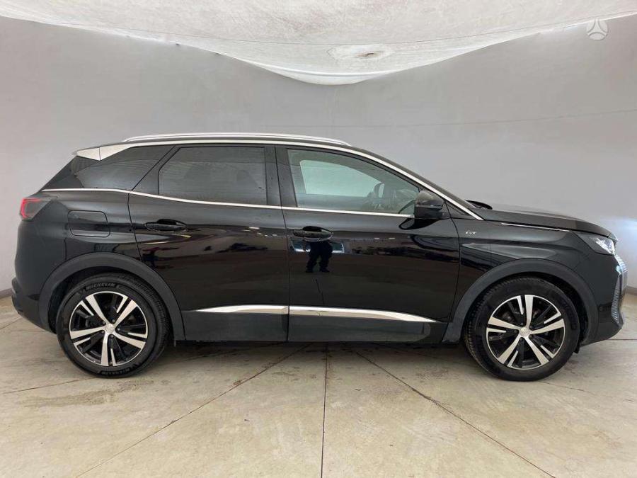 Melns Peugeot 3008 2023 Viļņa, ar dzinēja tilpumu 1.20 L un nobraukumu 100 tūkst. km par 17900 €, foto 4 vietnē AUTOMOTO.COM.LV