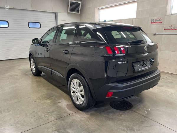 Black Peugeot 3008 2023 in Marijampole, with an engine capacity of 1.20 L and mileage of 60 thousand km for 15488 €, photo 7 on AUTOMOTO.COM.LV