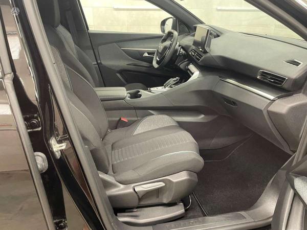 Black Peugeot 3008 2023 in Marijampole, with an engine capacity of 1.20 L and mileage of 60 thousand km for 15488 €, photo 10 on AUTOMOTO.COM.LV
