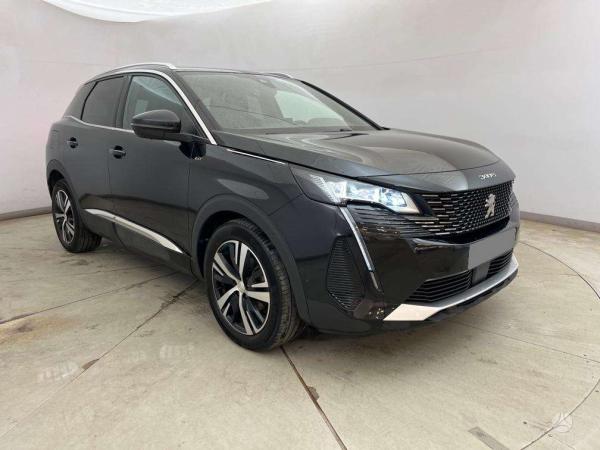Black Peugeot 3008 2023 in Vilnius, with an engine capacity of 1.20 L and mileage of 108 thousand km for 17305 €, photo 5 on AUTOMOTO.COM.LV