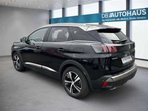 Black Peugeot 3008 2024 in Kaunas, with an engine capacity of 1.60 L and mileage of 38 thousand km for 29437 €, photo 6 on AUTOMOTO.COM.LV
