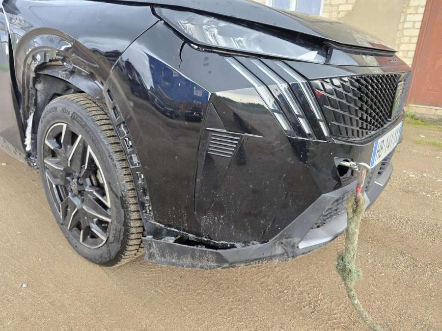 Melns Peugeot 3008 2025 Tauragė, ar dzinēja tilpumu 1.20 L un nobraukumu 33 tūkst. km par 16500 €, foto 7 vietnē AUTOMOTO.COM.LV