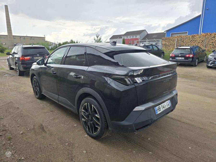 Melns Peugeot 3008 2025 Tauragė, ar dzinēja tilpumu 1.20 L un nobraukumu 33 tūkst. km par 16500 €, foto 9 vietnē AUTOMOTO.COM.LV