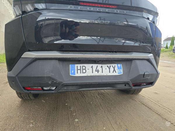 Melns Peugeot 3008 2025 Tauragė, ar dzinēja tilpumu 1.20 L un nobraukumu 33 tūkst. km par 16500 €, foto 9 vietnē AUTOMOTO.COM.LV