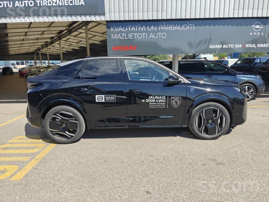 Melns Peugeot 3008 2026 Rīga, ar dzinēja tilpumu 1.20 L un nobraukumu 2 tūkst. km par 47800 €, foto 4 vietnē AUTOMOTO.COM.LV