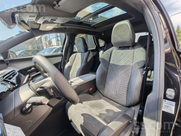 Black Peugeot 3008 2026 in Riga, with an engine capacity of 1.20 L and mileage of 2 thousand km for 47800 €, photo 7 on AUTOMOTO.COM.LV
