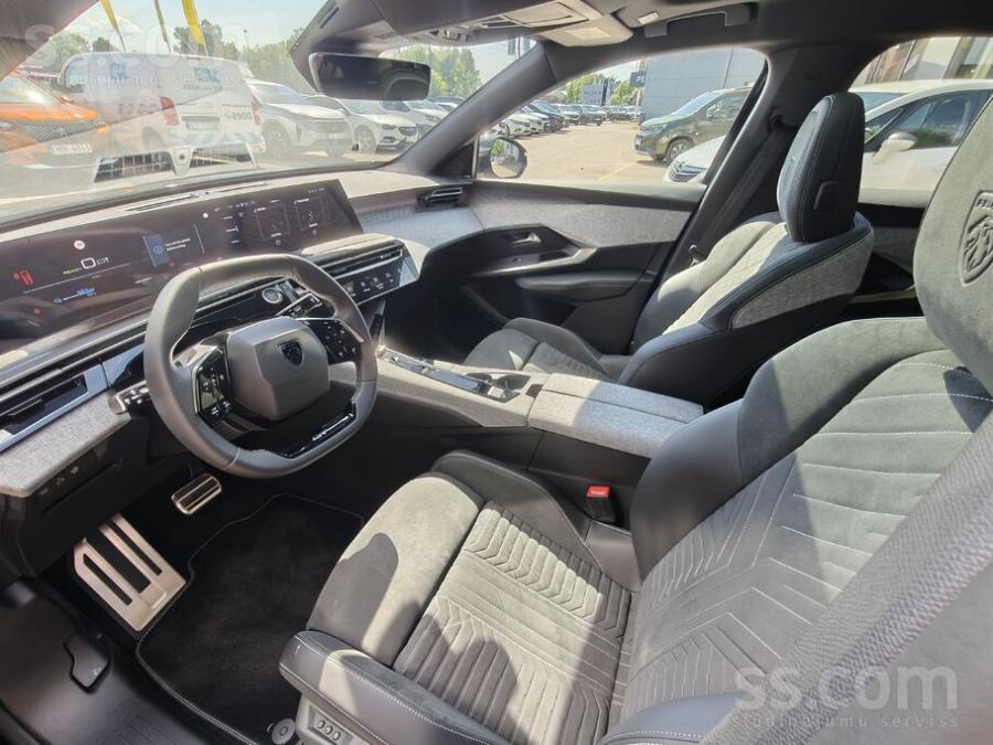 Melns Peugeot 3008 2026 Rīga, ar dzinēja tilpumu 1.20 L un nobraukumu 2 tūkst. km par 47800 €, foto 9 vietnē AUTOMOTO.COM.LV