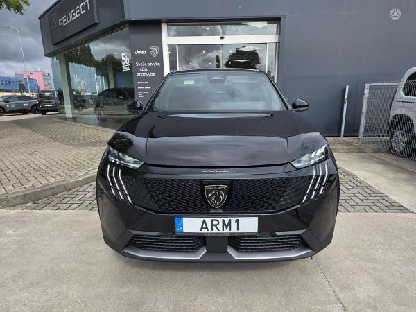 Melns Peugeot 3008 2026 Klaipėda, ar dzinēja tilpumu 1.20 L un nobraukumu 3 tūkst. km par 33000 €, foto 3 vietnē AUTOMOTO.COM.LV