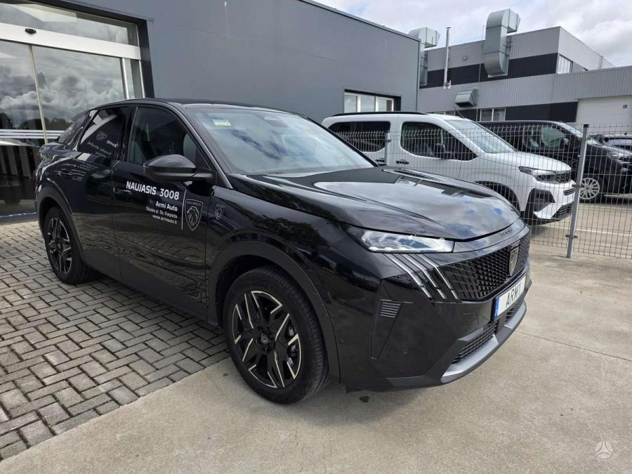 Melns Peugeot 3008 2026 Klaipėda, ar dzinēja tilpumu 1.20 L un nobraukumu 3 tūkst. km par 33000 €, foto 4 vietnē AUTOMOTO.COM.LV