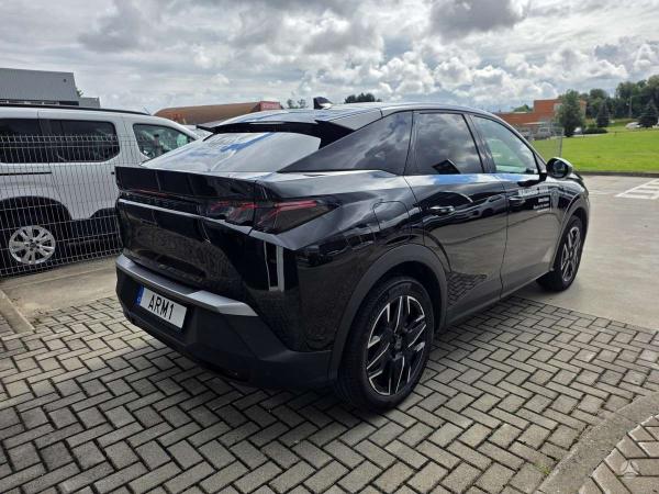 Melns Peugeot 3008 2026 Klaipėda, ar dzinēja tilpumu 1.20 L un nobraukumu 3 tūkst. km par 33000 €, foto 5 vietnē AUTOMOTO.COM.LV