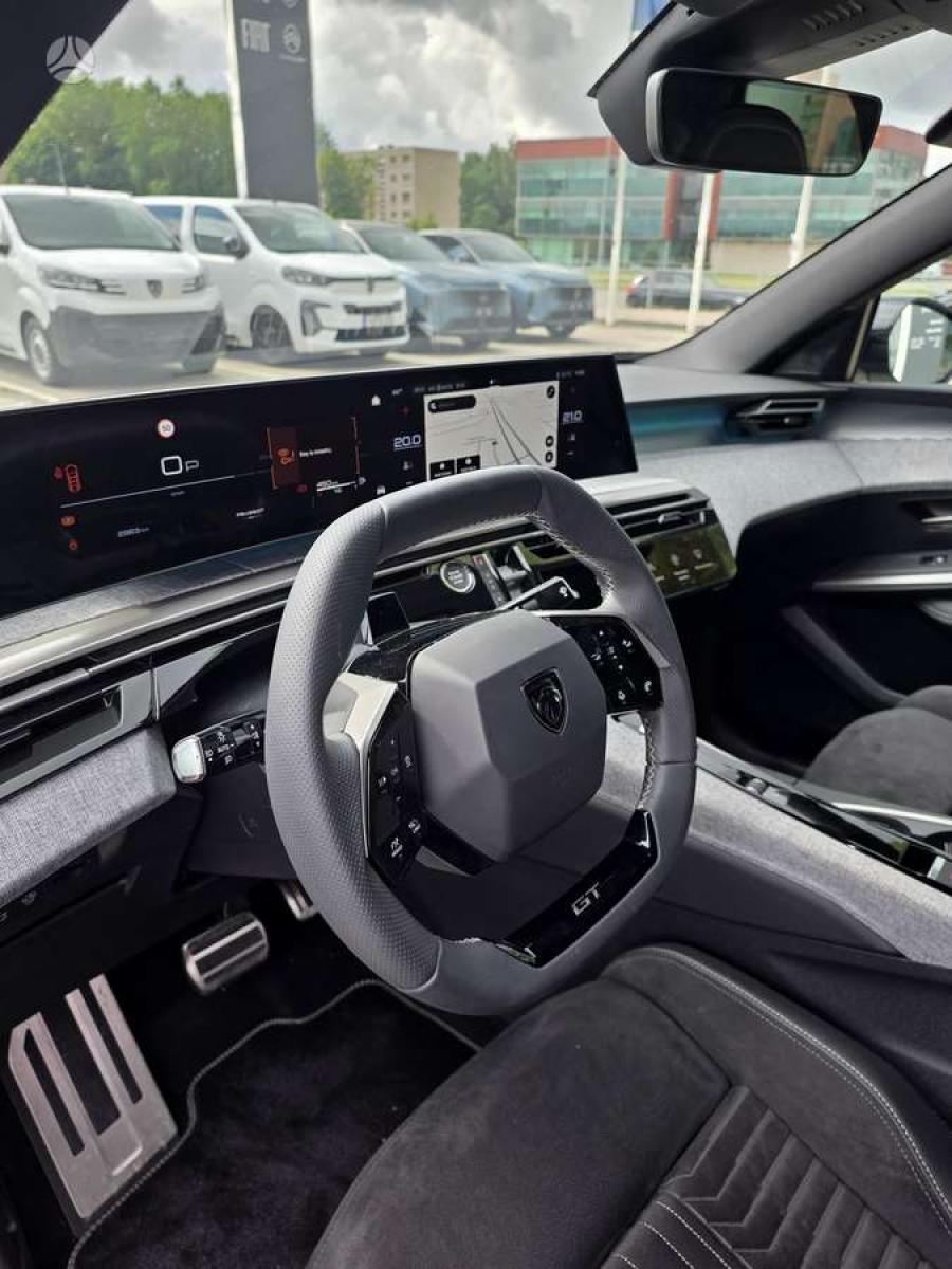 Melns Peugeot 3008 2026 Klaipėda, ar dzinēja tilpumu 1.20 L un nobraukumu 3 tūkst. km par 33000 €, foto 13 vietnē AUTOMOTO.COM.LV