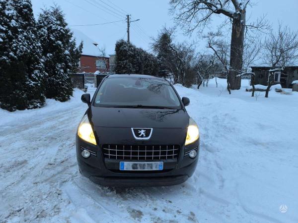 Black Peugeot 3008 2009 in Taurage, with an engine capacity of 1.60 L and mileage of 198 thousand km for 2899 €, photo 1 on AUTOMOTO.COM.LV