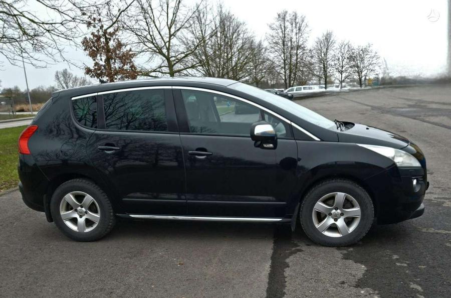 Melns Peugeot 3008 2010 Kauņa, ar dzinēja tilpumu 1.56 L un nobraukumu 270 tūkst. km par 3150 €, foto 6 vietnē AUTOMOTO.COM.LV