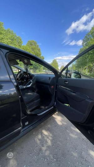 Melns Peugeot 3008 2010 Šauļi, ar dzinēja tilpumu 2.00 L un nobraukumu 250 tūkst. km par 2900 €, foto 9 vietnē AUTOMOTO.COM.LV