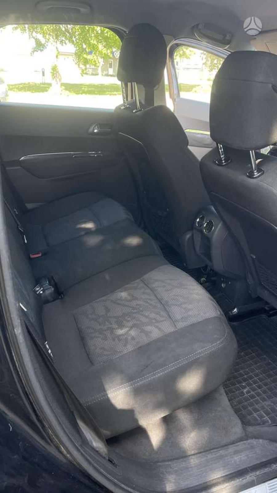 Melns Peugeot 3008 2010 Šauļi, ar dzinēja tilpumu 2.00 L un nobraukumu 250 tūkst. km par 2900 €, foto 10 vietnē AUTOMOTO.COM.LV