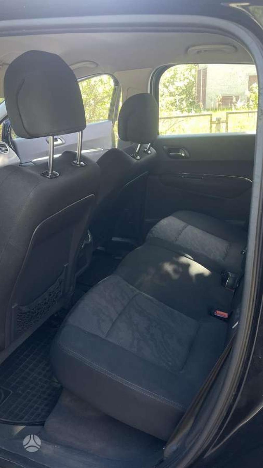 Melns Peugeot 3008 2010 Šauļi, ar dzinēja tilpumu 2.00 L un nobraukumu 250 tūkst. km par 2900 €, foto 11 vietnē AUTOMOTO.COM.LV